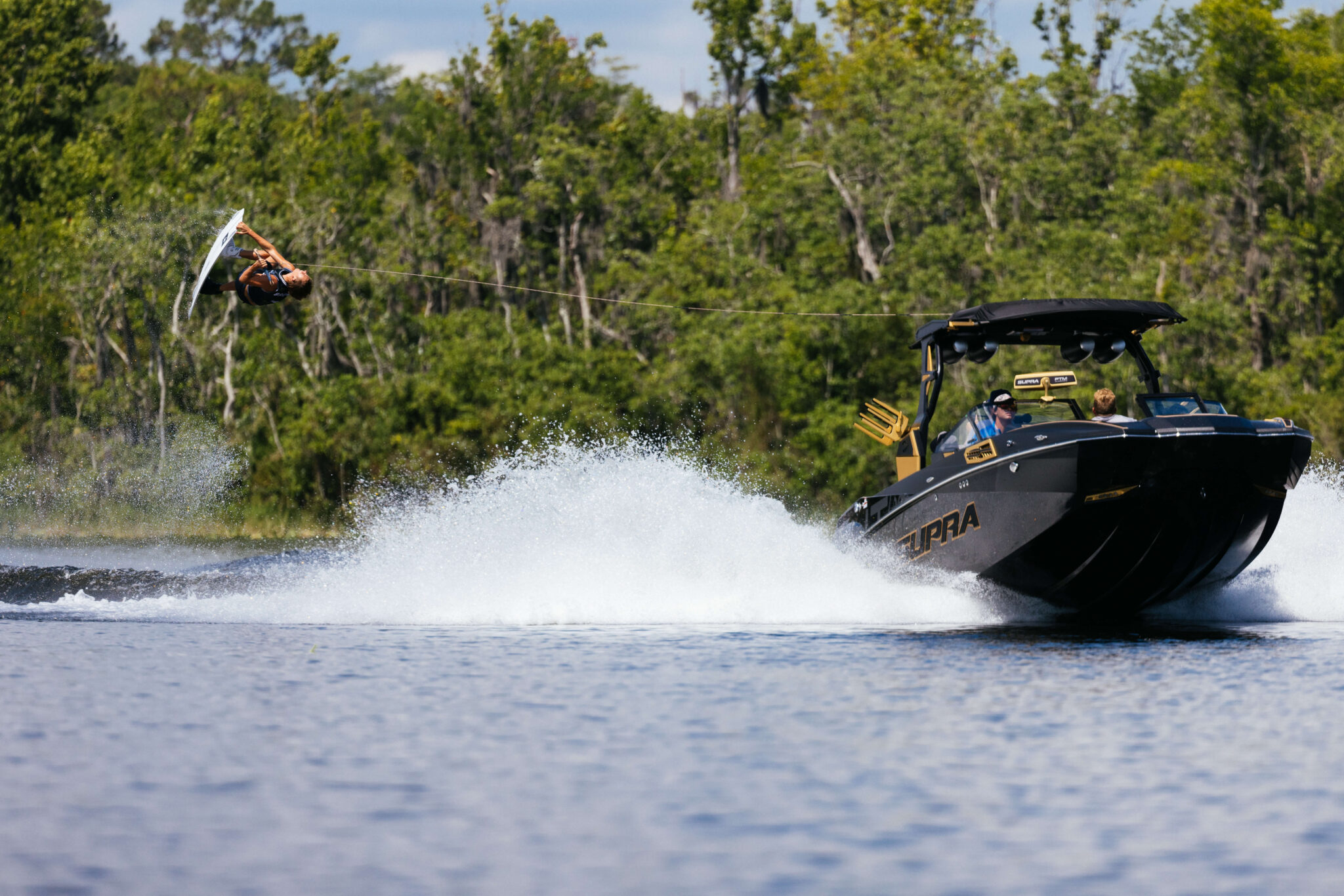 PRO WAKEBOARD TOUR - PRO WAKEBOARD TOUR